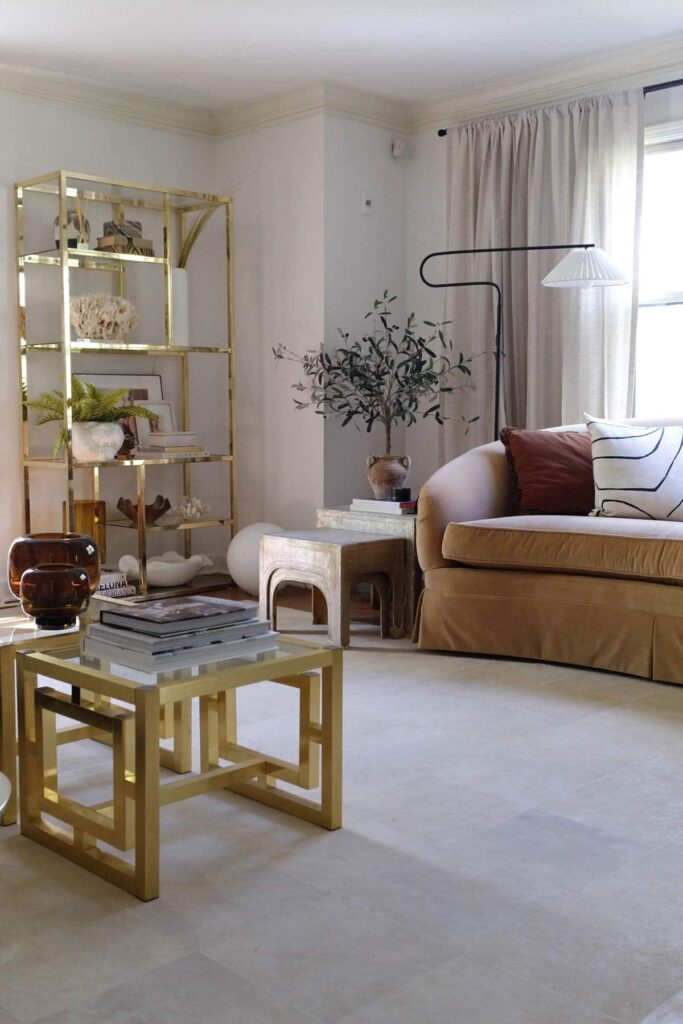 Easy Way To Choose A Rug Size In Your Living Room | House Of Hipsters