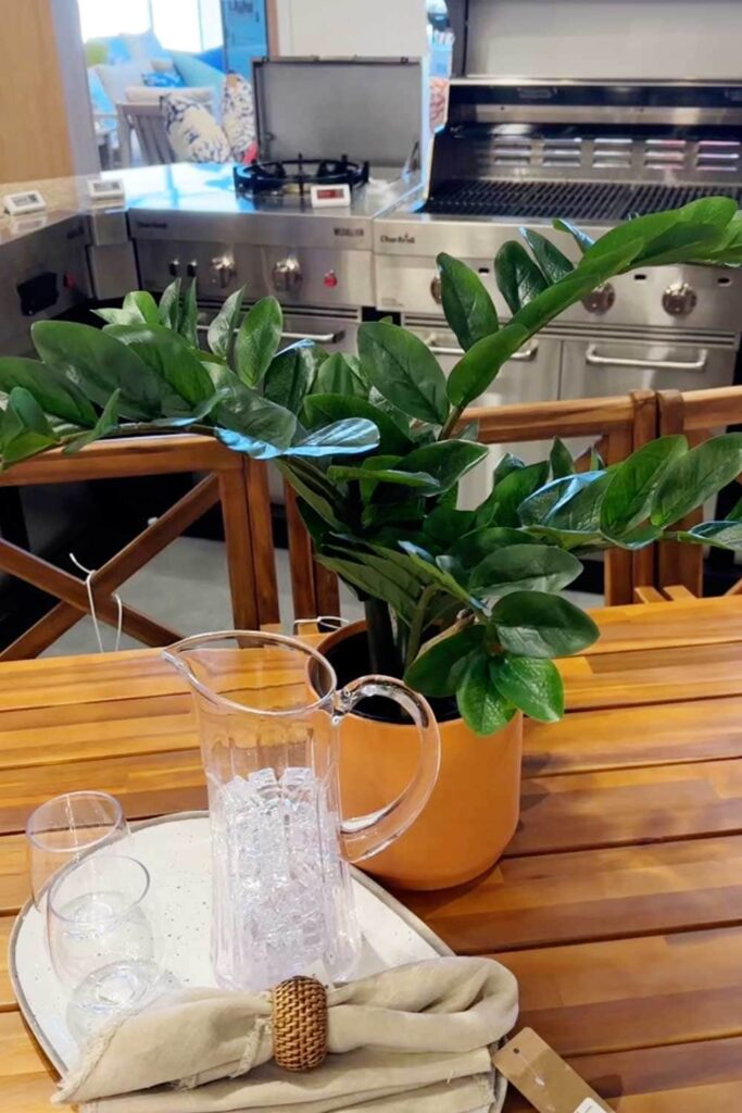 Tour Wayfair's Chicago Store (Decor Galore) | House Of Hipsters